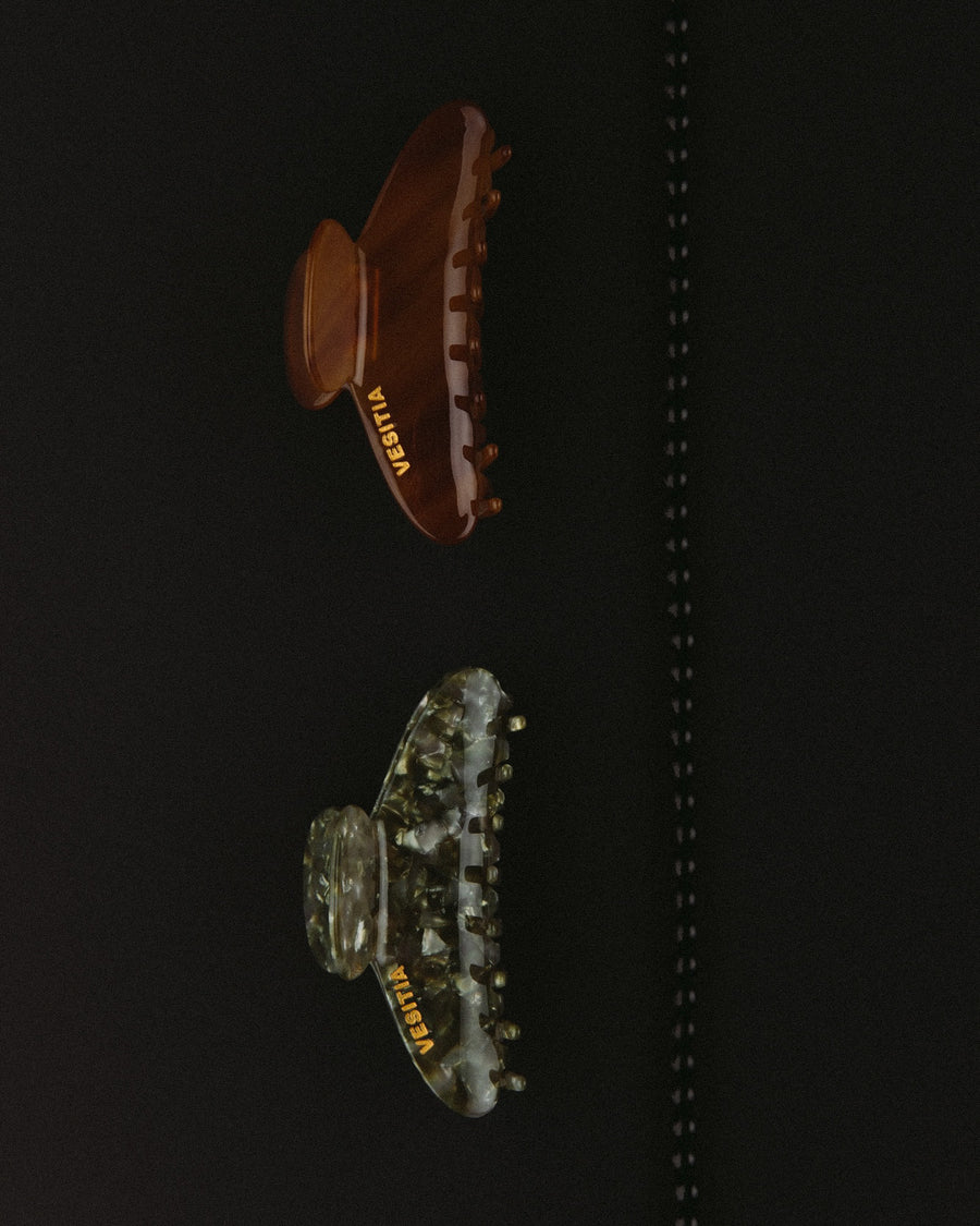 Signature Claw Clip - Shell (Pre-order) – VESITIA